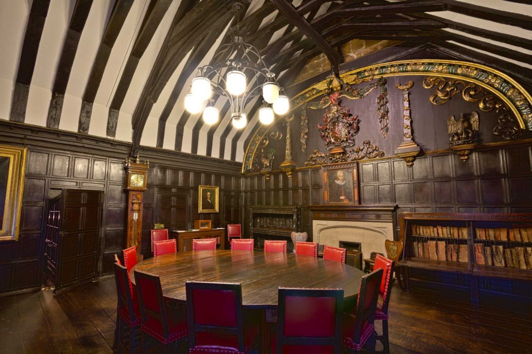 Visiting Chetham’s Library in Manchester | England Rover
