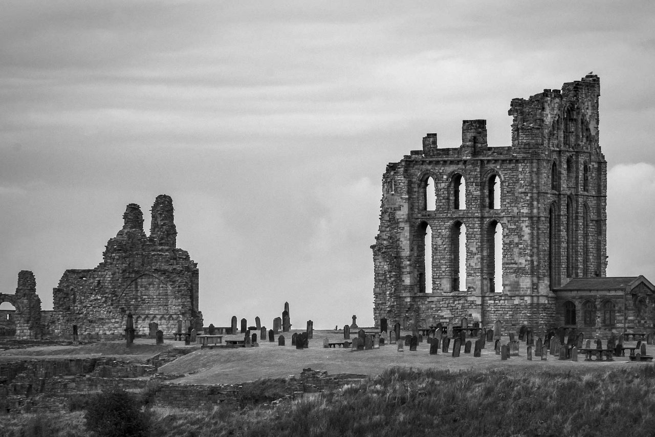 Visiting Tynemouth Priory and Castle | englandrover.com