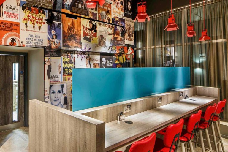 ibis Styles London Ealing hotel | englandrover.com