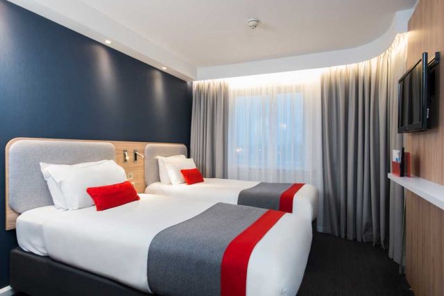 Holiday Inn Express London - Hammersmith | englandrover.com
